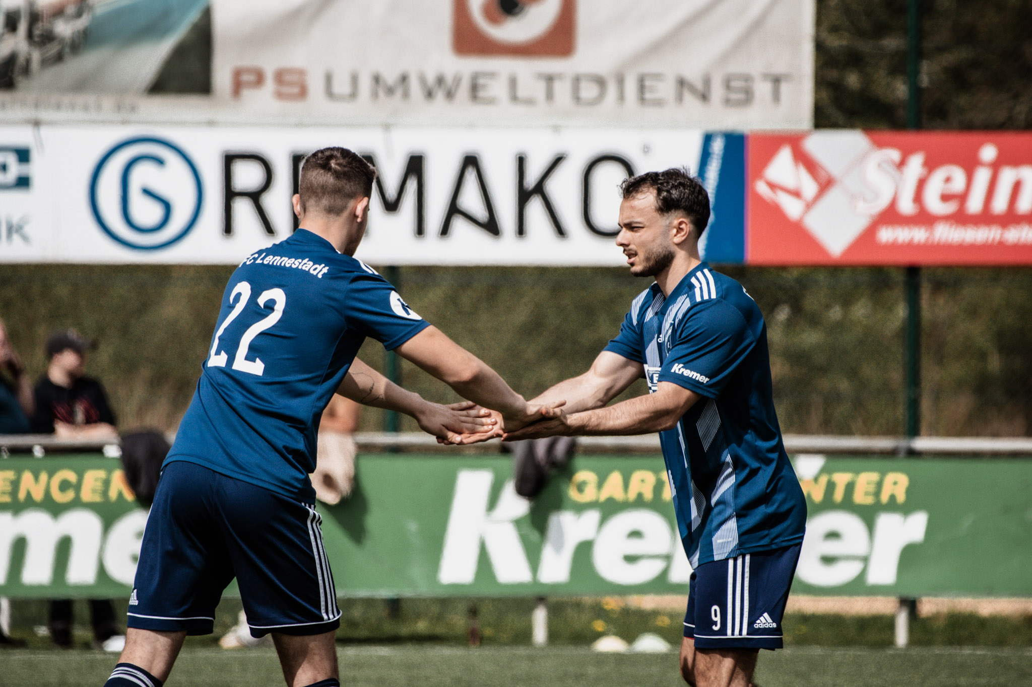 FC Lennestadt II : RW Lennestadt/Grevenbrück (4:1) by Kathi Lapp