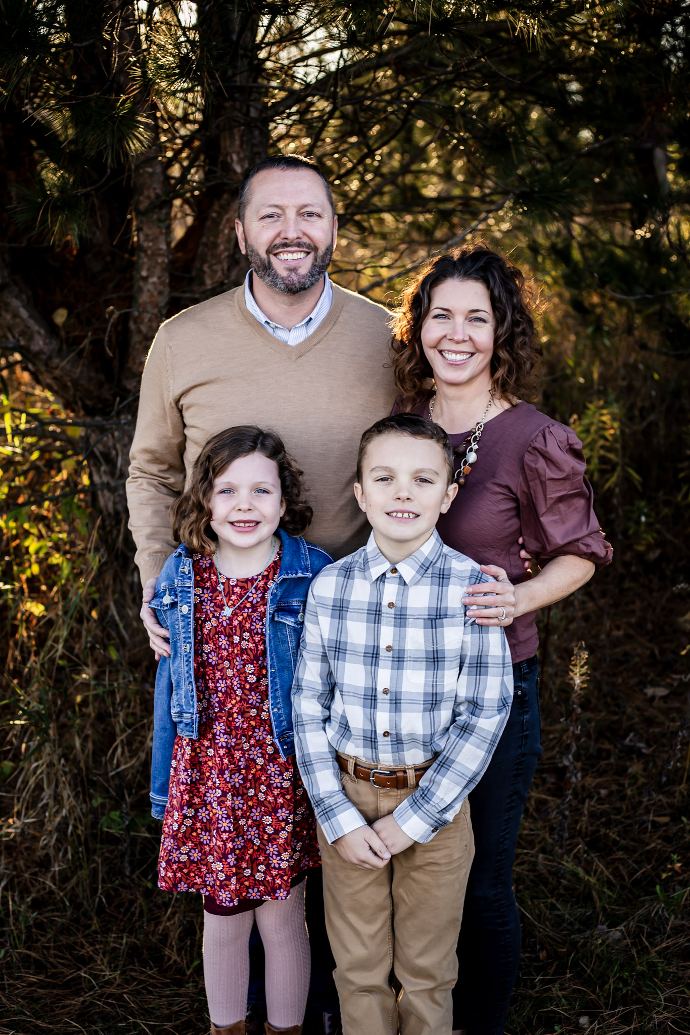 Banks Family 2023 by Beth Ann Dunphy {Lens 5:18 Photography}