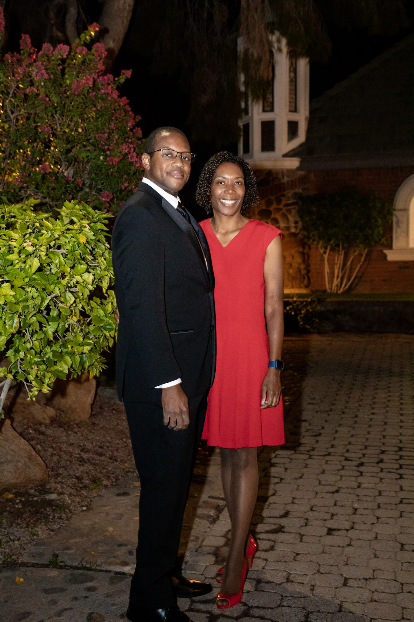 Momdoc Holiday Party 2023 by RiKenna Photography